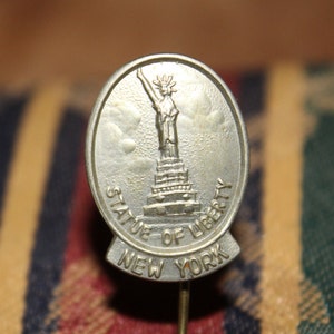 Vintage Statue of Libery Pin - 1960' American Souvenir Memorabilia - Etsy