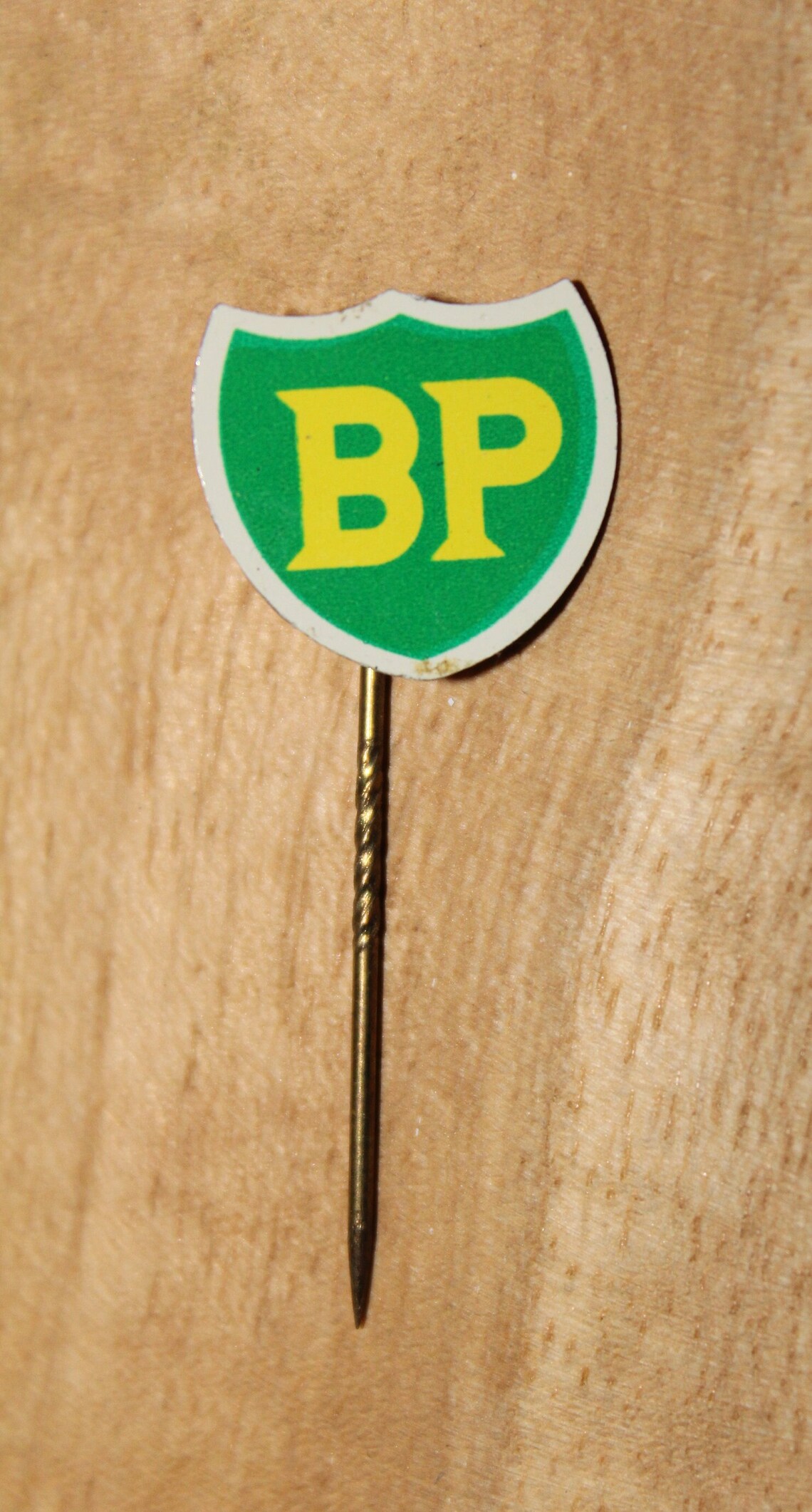 Vintage BP Pin Badge / British Petroleum / Oil Gas Fuel / Original 1960 ...