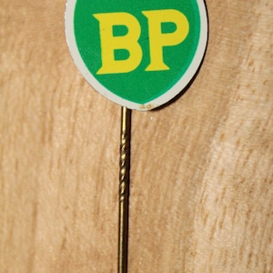 Vintage BP Pin Badge / British Petroleum / Oil Gas Fuel / Original 1960 ...