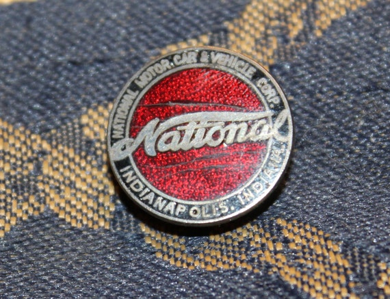 Antique National Motor Vehicle Company lapel pin - En… - Gem