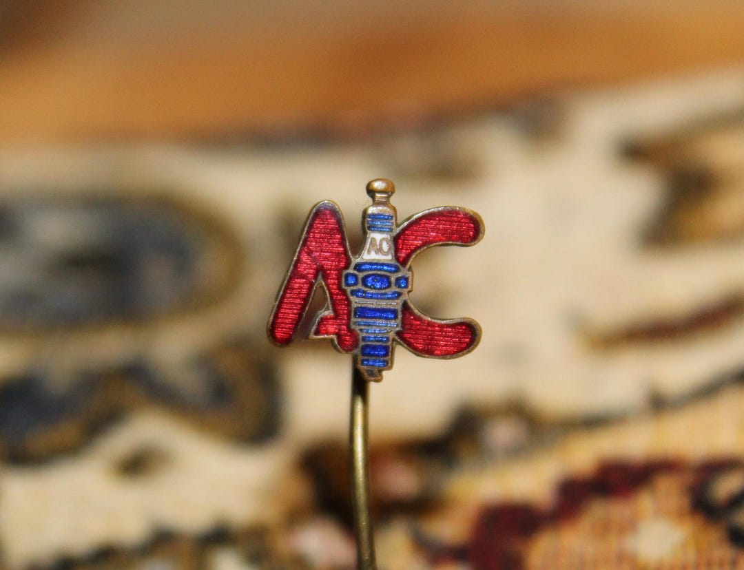 Albert Champion AC Spark Plug Pin - Auto Parts Rare Enamel Badge 1960's ...