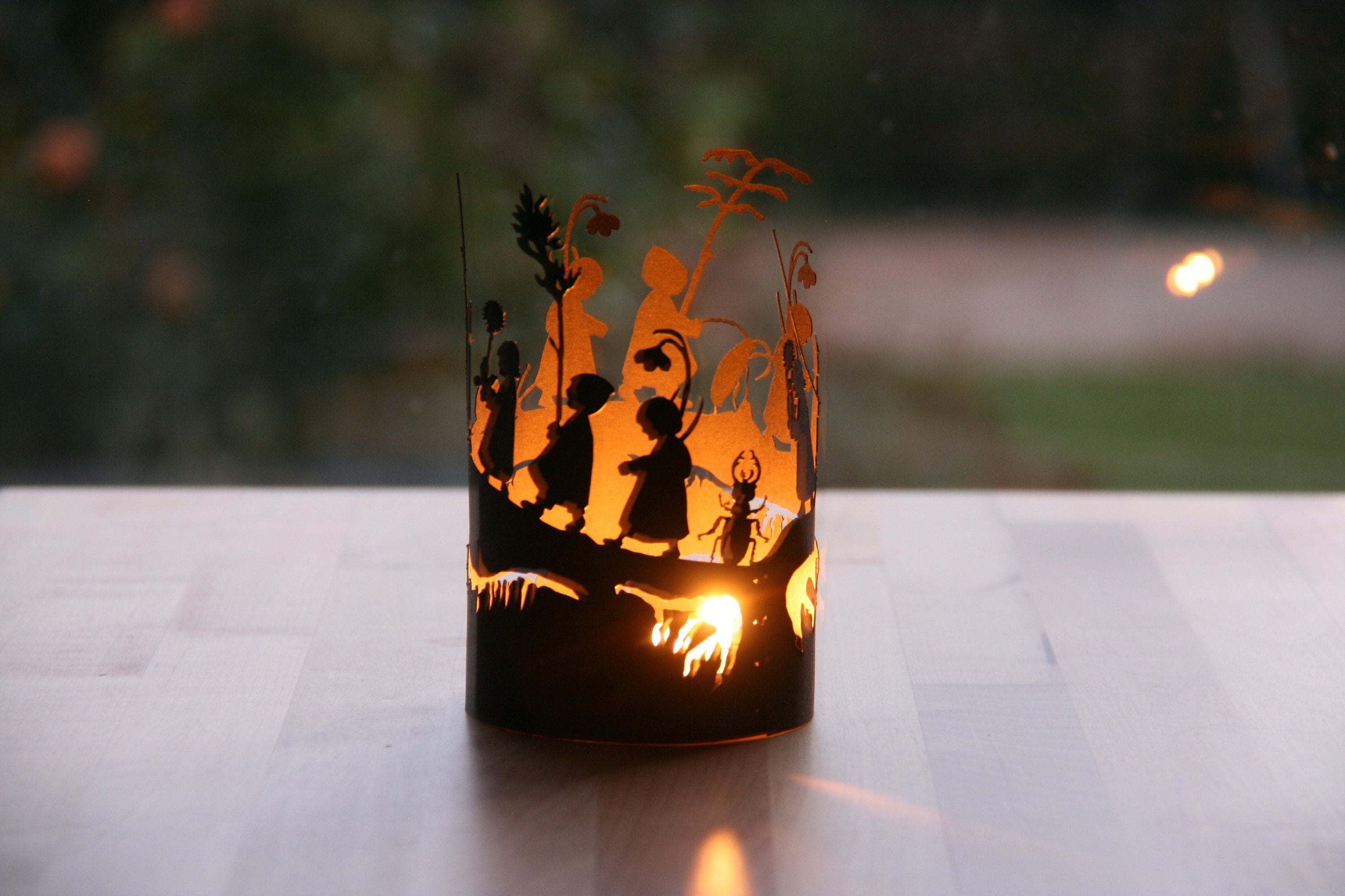 Root Children / Tealight Lantern / Shadow Play / Winter / Lantern ...