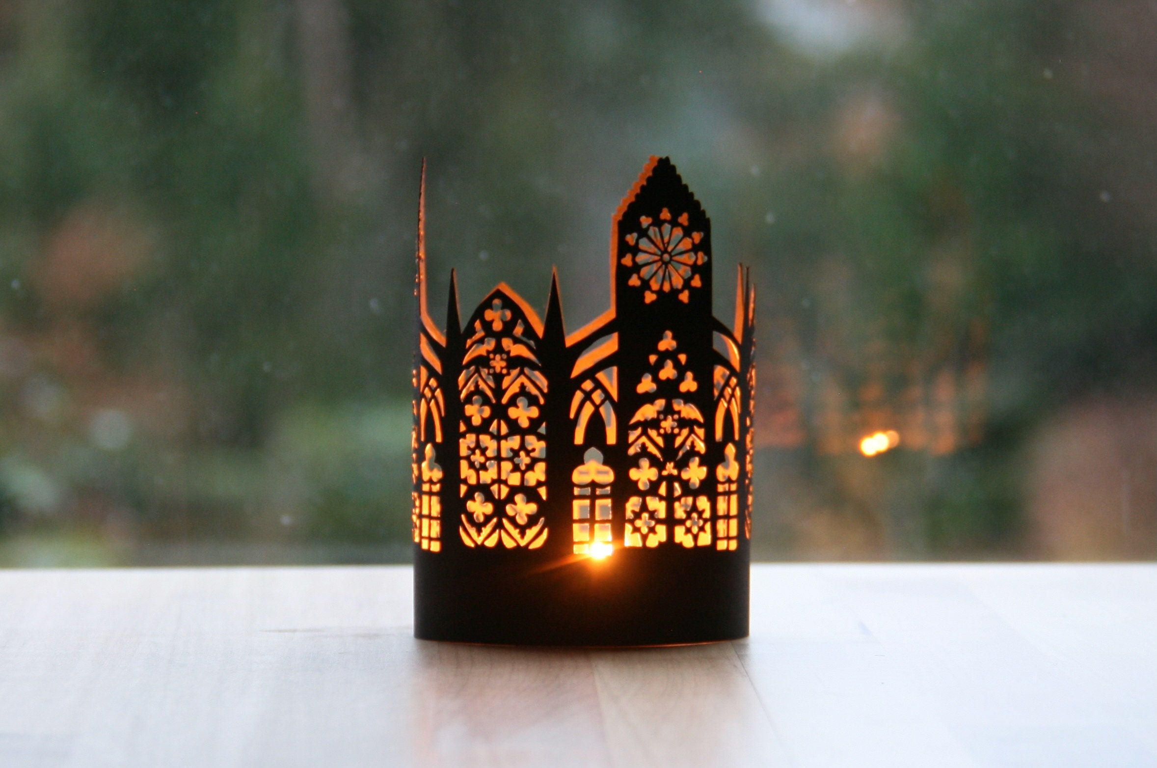 Gothic Cathedral / Church / Tealight Lantern / Shadow Play / Winter ...