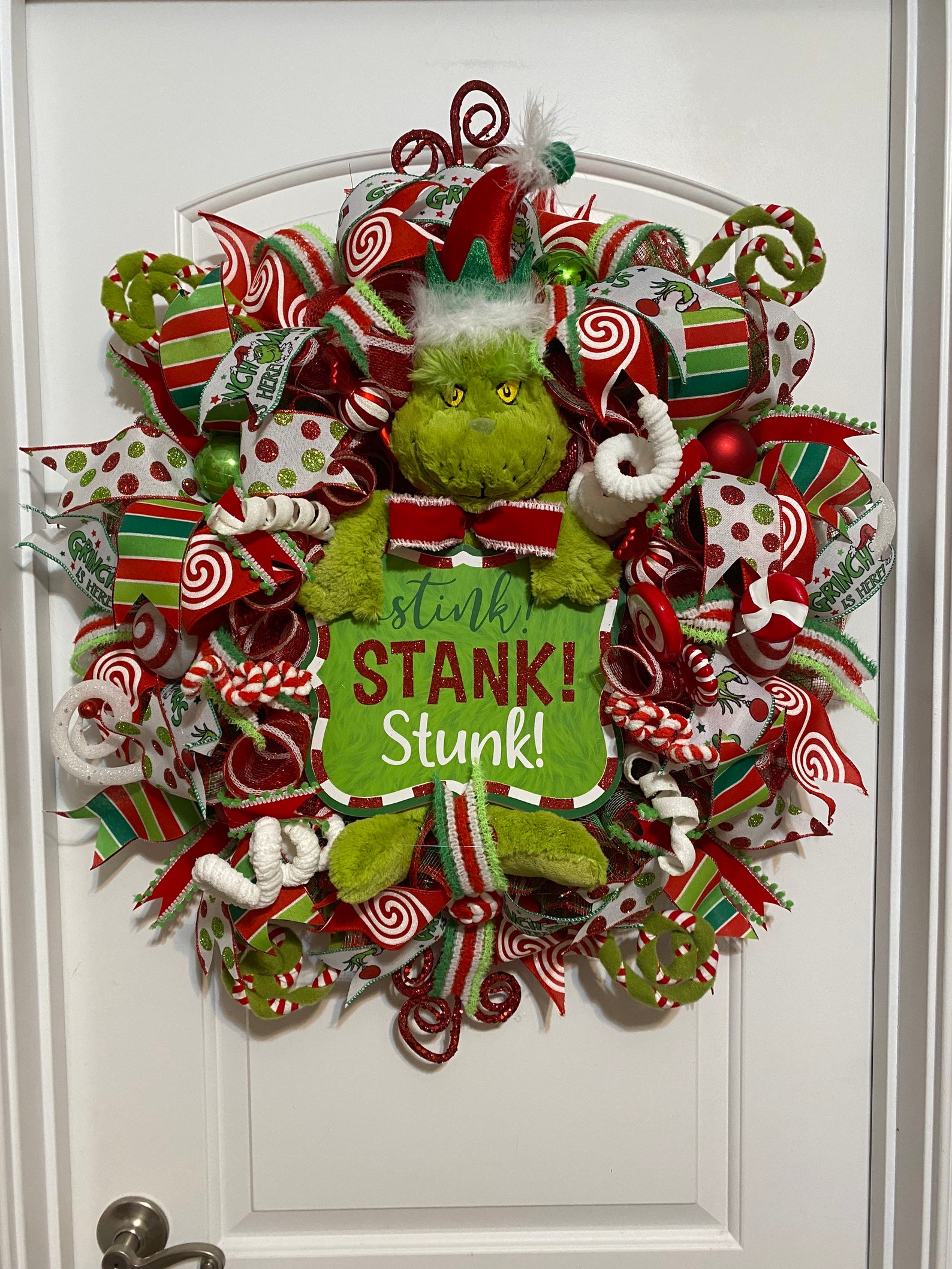 Grinch Inspired Wreaths, Grinch Swags, Grinch Decor, Grinch Decorations ...