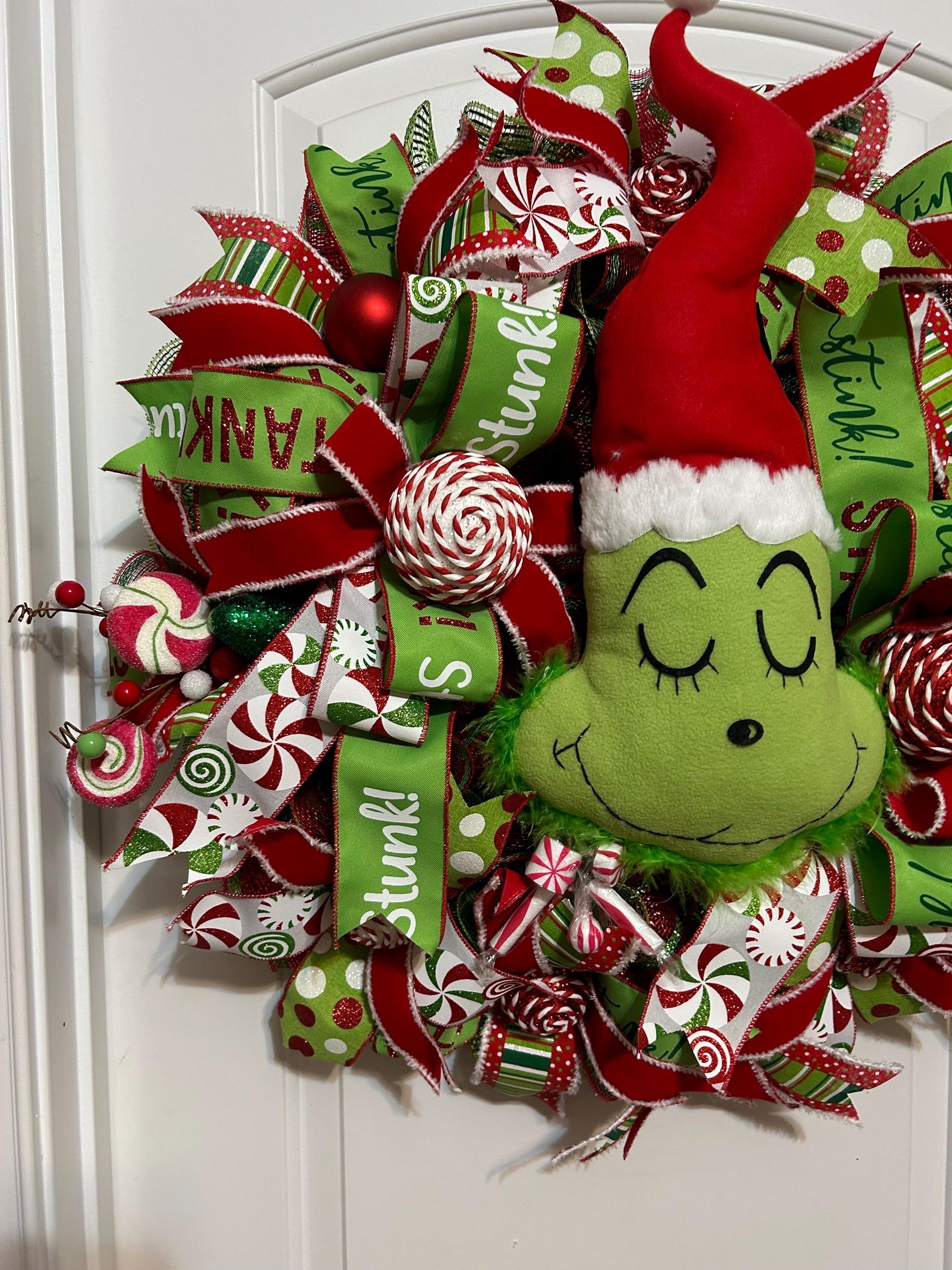 Grinch Inspired Wreaths, Grinch Swags, Grinch Decor, Grinch Decorations ...