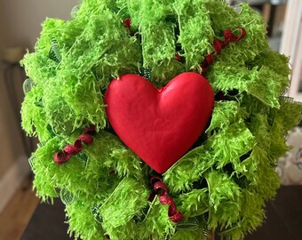 Grinch Inspired Wreaths, Grinch Swags, Grinch Decor, Grinch Decorations ...