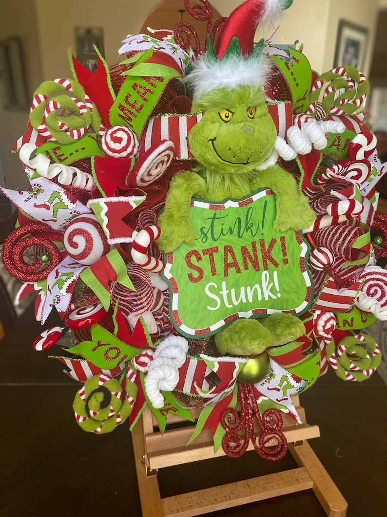 Grinch Inspired Wreaths, Grinch Swags, Grinch Decor, Grinch Decorations ...