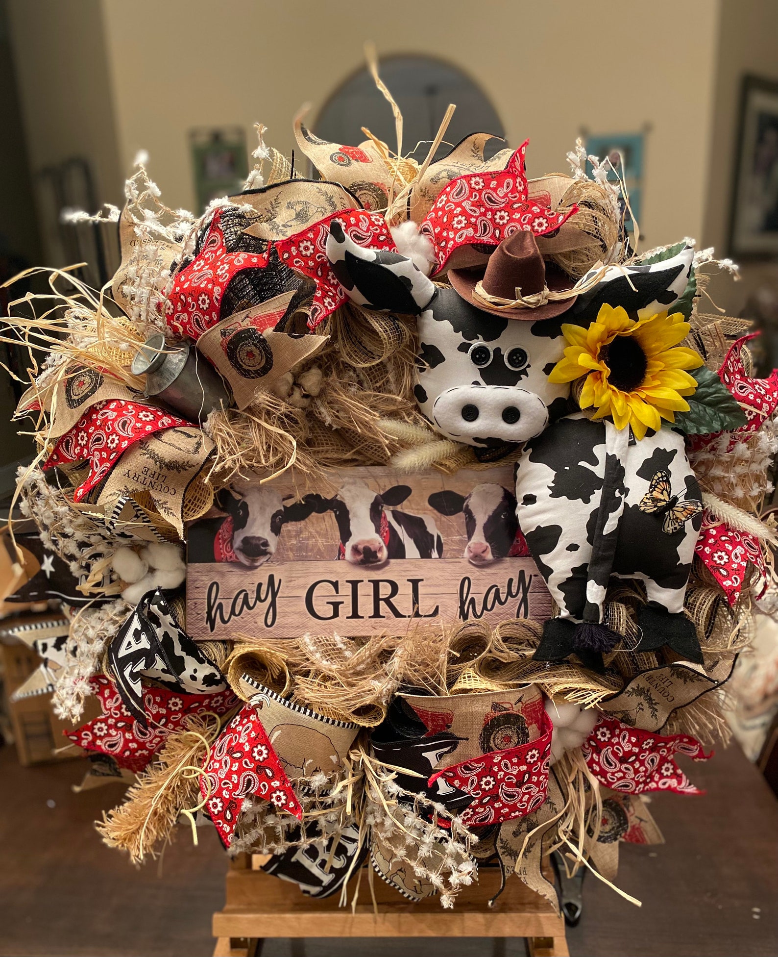 Farmhouse Cow Wreath, Farmhouse Swags, Farmhouse Wreath, Farmhouse ...