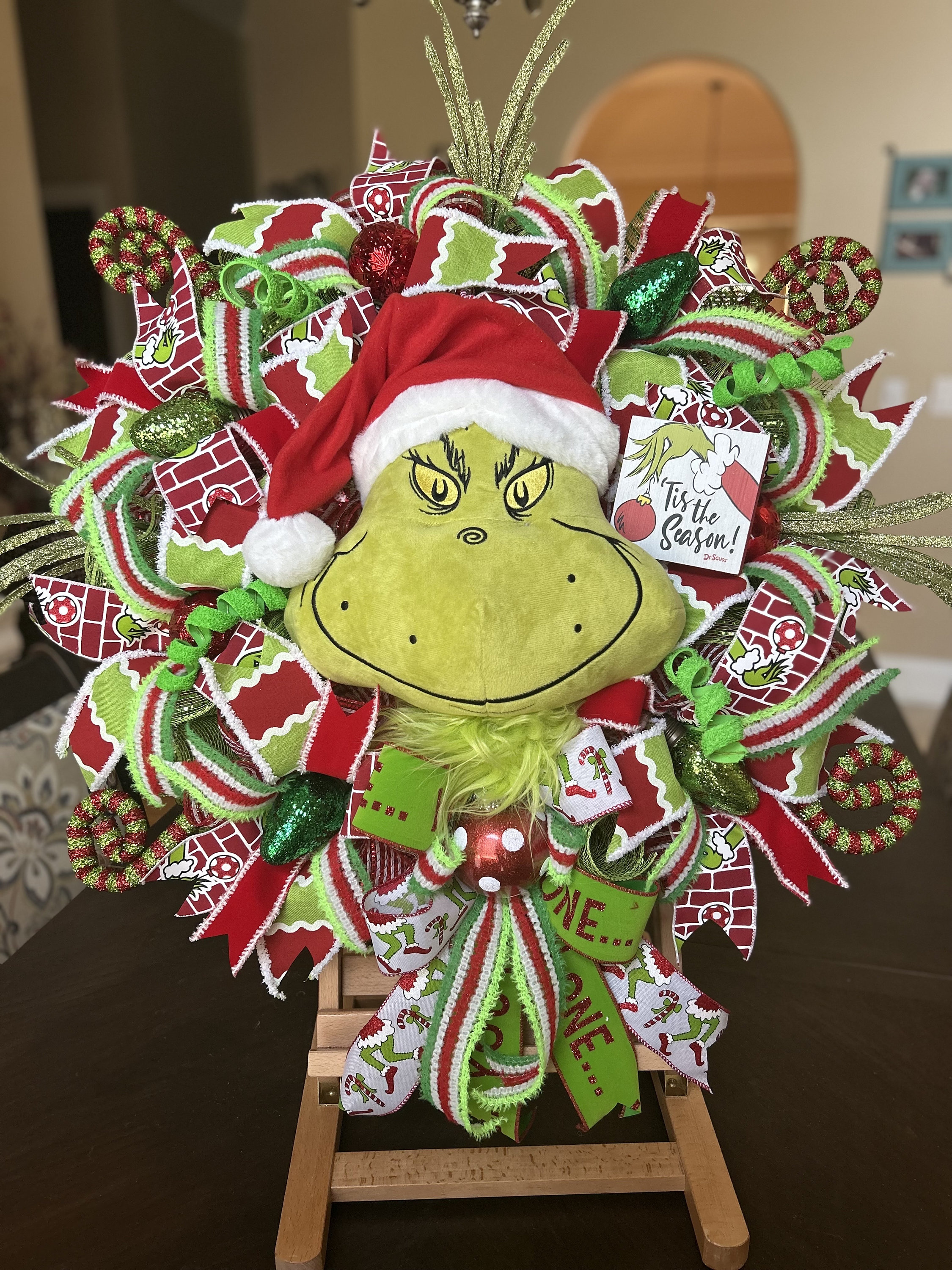 Grinch Inspired Christmas Wreath, the Grinch, Christmas Wreath, Grinch ...