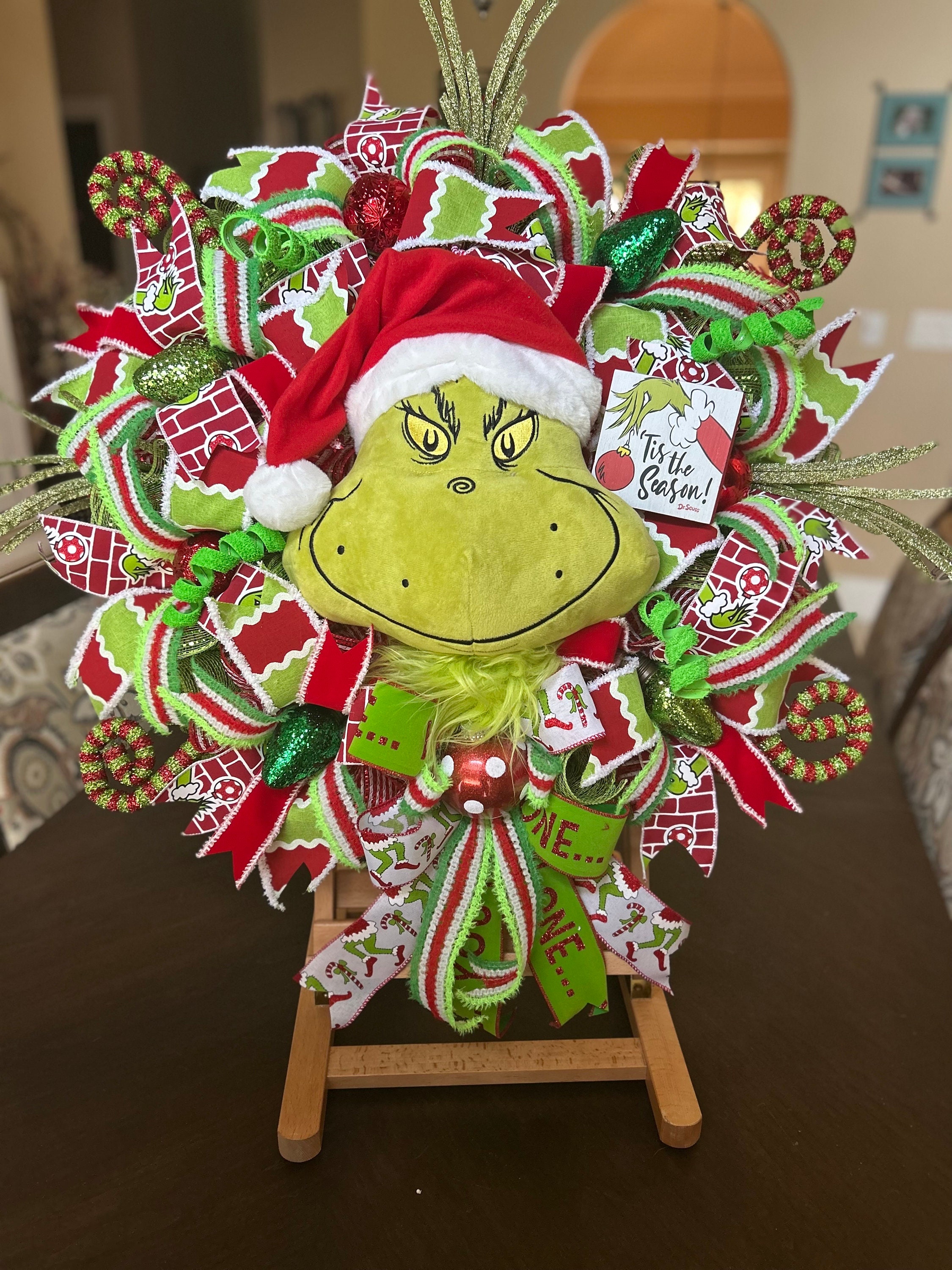Grinch Inspired Christmas Wreath, the Grinch, Christmas Wreath, Grinch ...