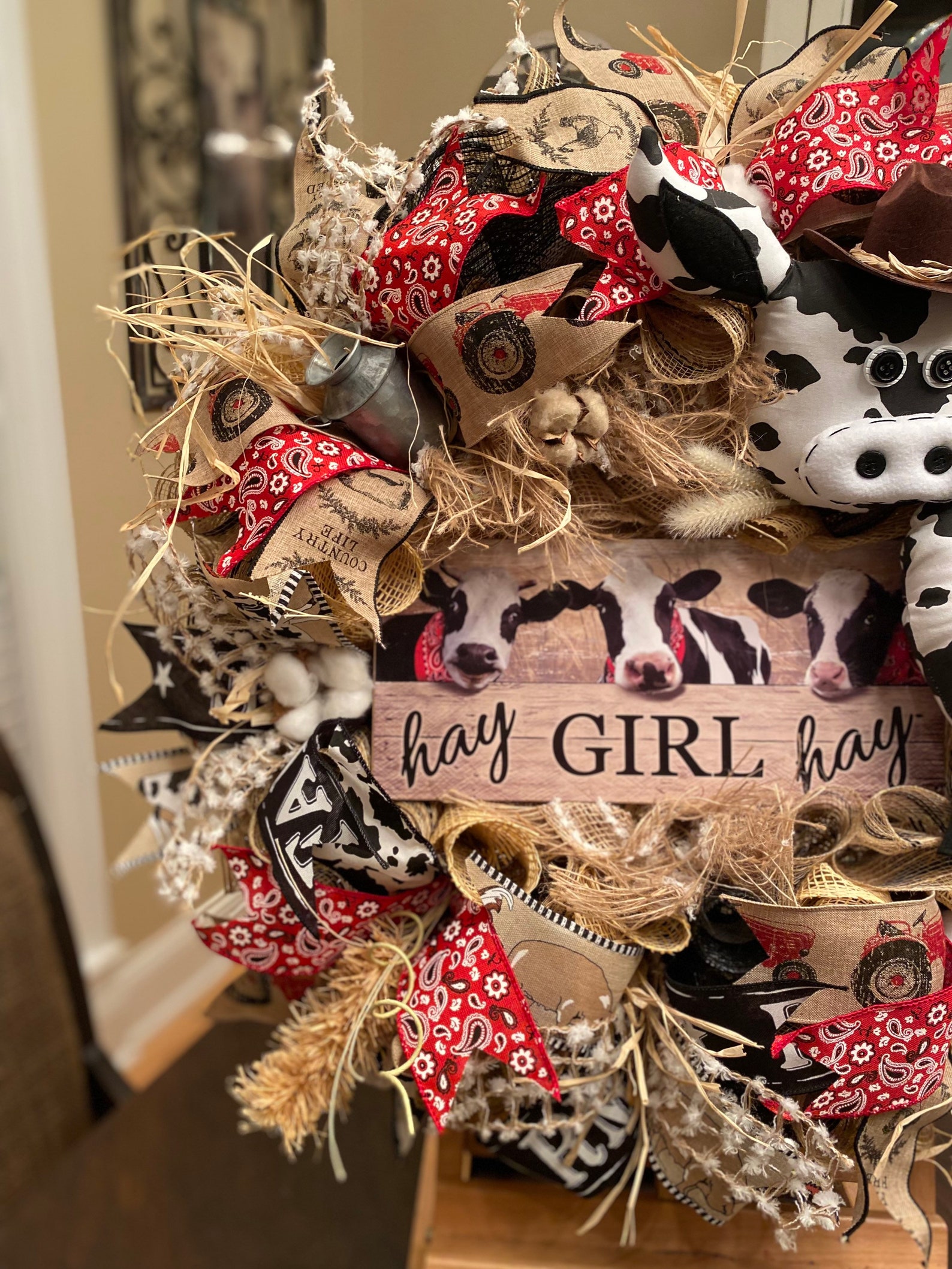 Farmhouse Cow Wreath, Farmhouse Swags, Farmhouse Wreath, Farmhouse ...