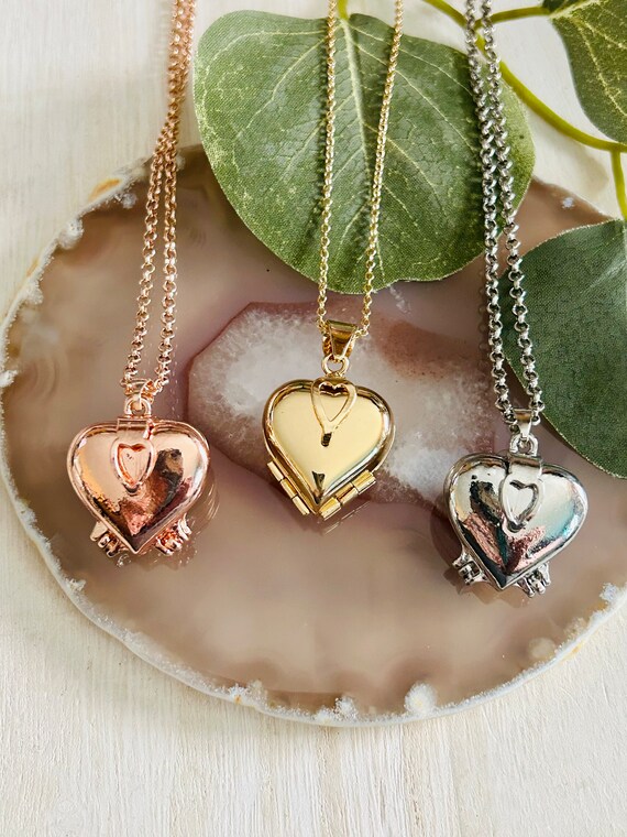 Women's heart locket necklace store