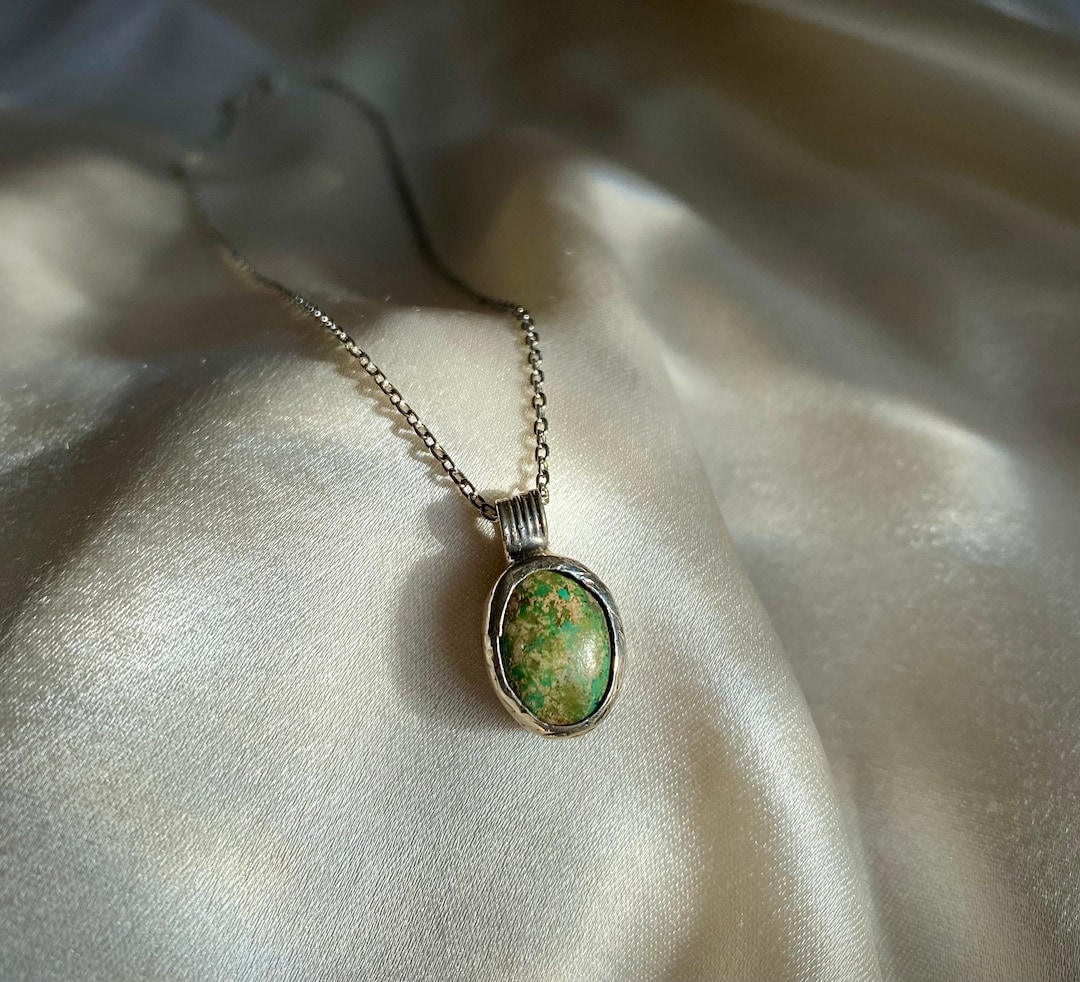 Vintage Inspired: Collar colgante de turquesa hecho artesanalmente en ...