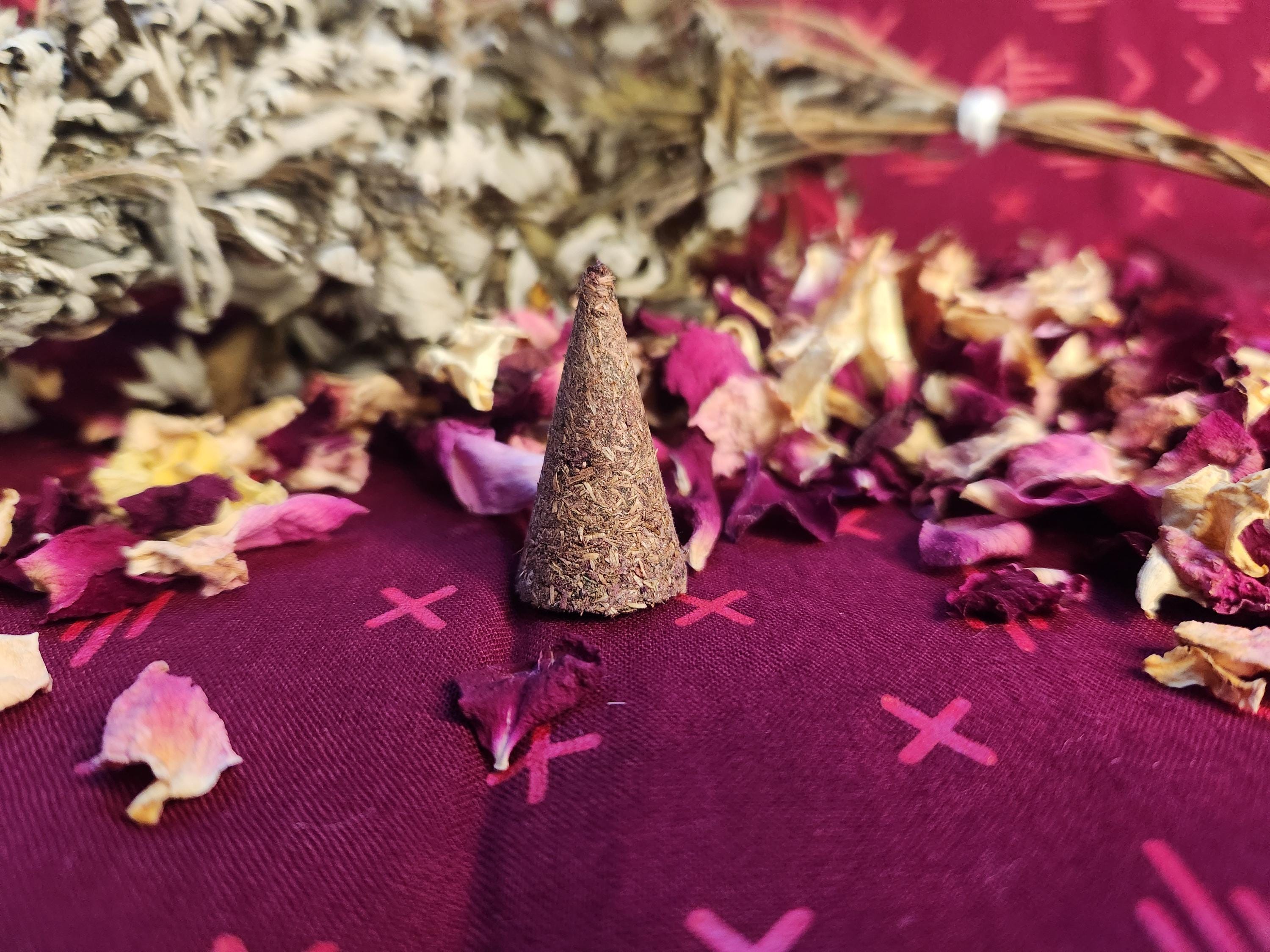 Mugwort and Rose Incense Cones Pack of 20 Handmade Organic Smoke ...