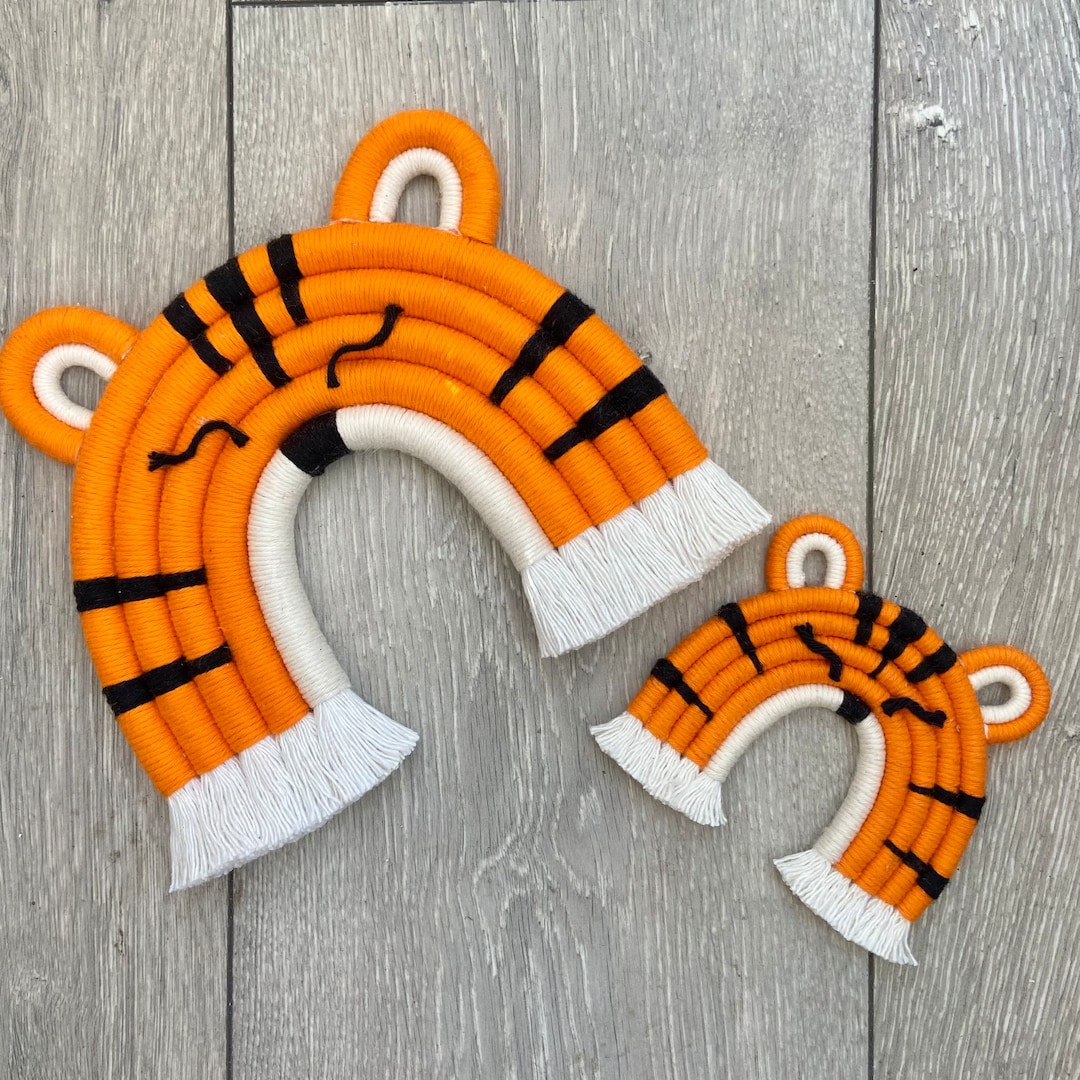 Tiger Macrame Wall Hanging / Tiger Nursery Decor / Animal Nursery Decor ...