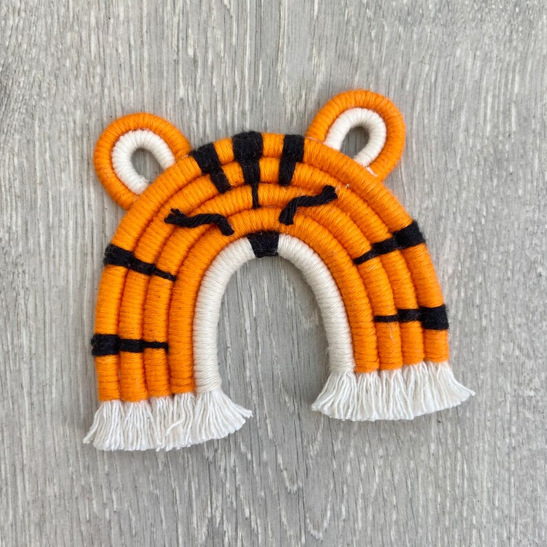 Tiger Macrame Wall Hanging / Tiger Nursery Decor / Animal Nursery Decor / Safari Nursery Wall ...