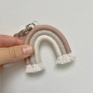 Macrame Rainbow Keyring / Macrame Rainbow Keychain / Rainbow Keyring ...