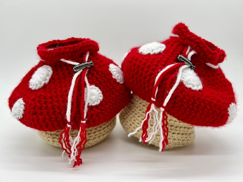 Crochet Mushroom Bag With Spring Stop Fastener - Etsy
