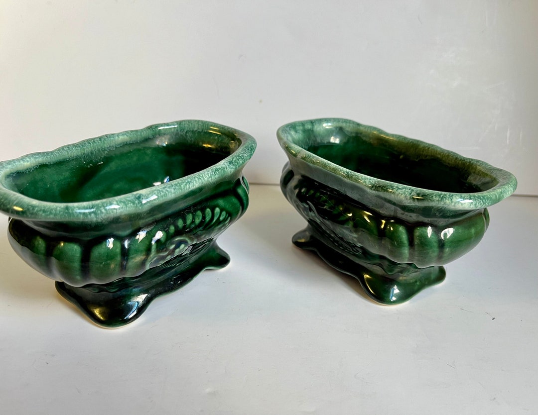 2 Vintage Hull Small Green Matching Planters Side Design Footed F48 - Etsy