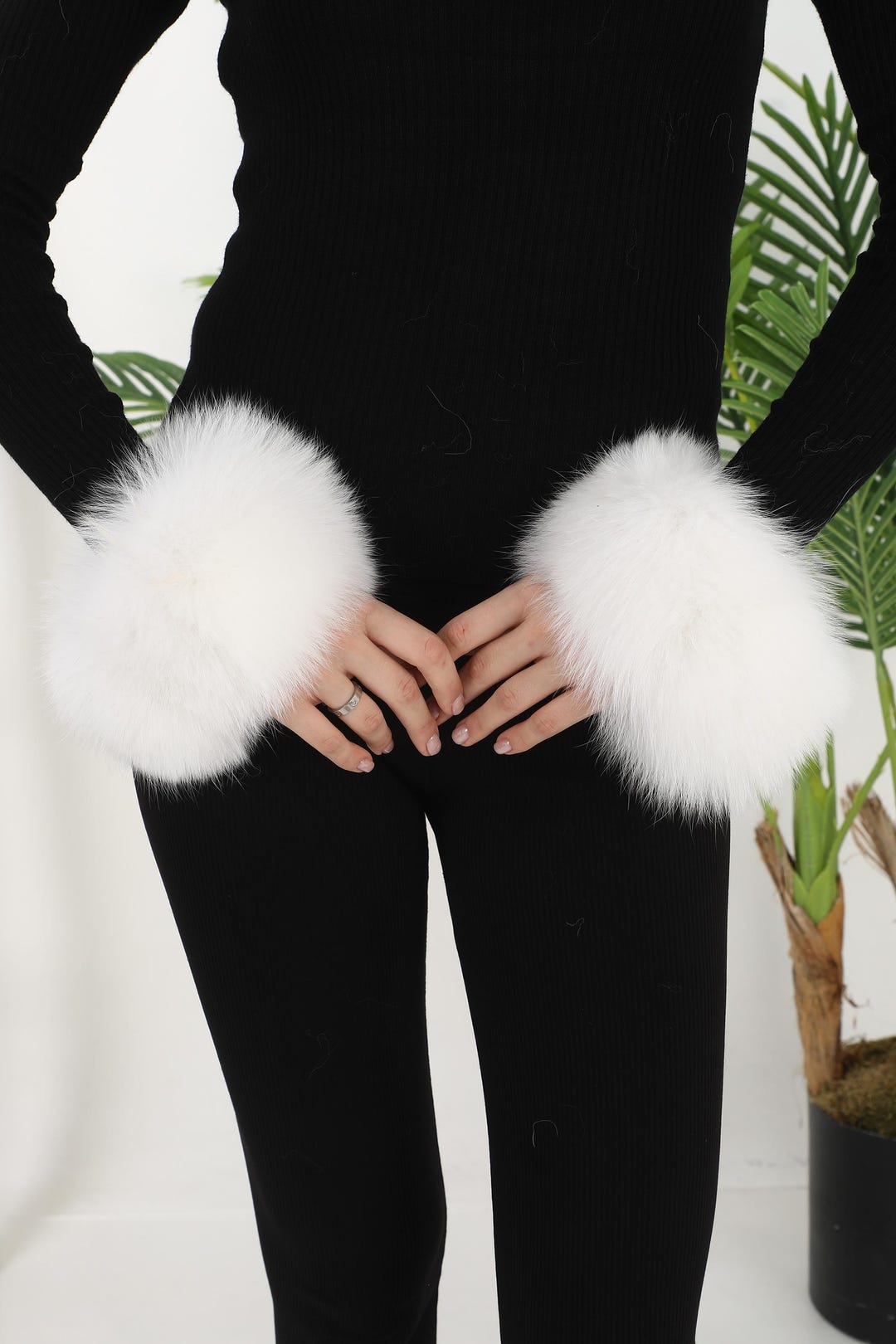 White Fox Fur Cuffs | Genuine Fur Wrist Warmers | Luxury Winter ...