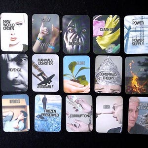 MINI VERSION Whispers of the Unsolved - True Crime Oracle Deck (180 ...