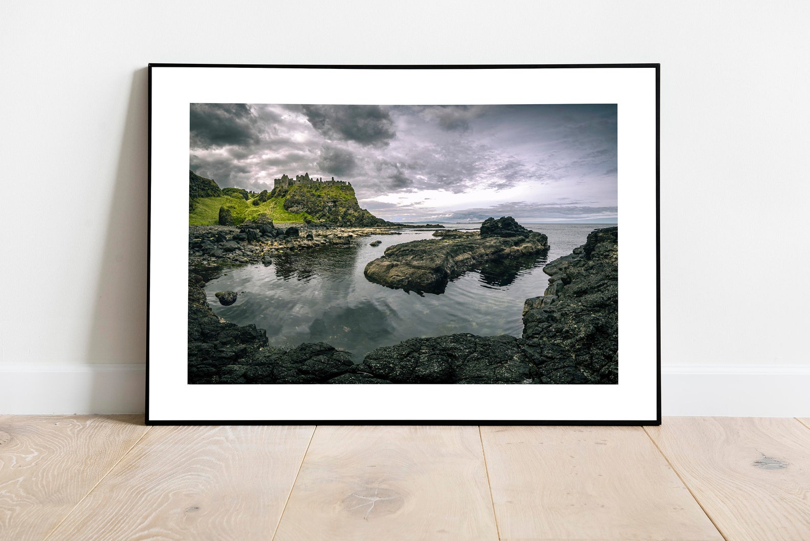 Dunluce Castle - Co.antrim - North Coast - Causeway - Northern Ireland ...