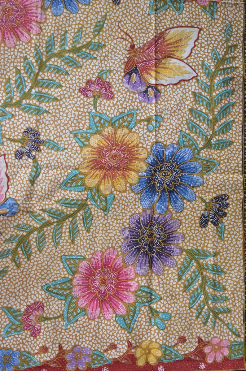 Hand Drawn Indonesian Batik Tulis Fabric Peranakan Hokokai - Etsy