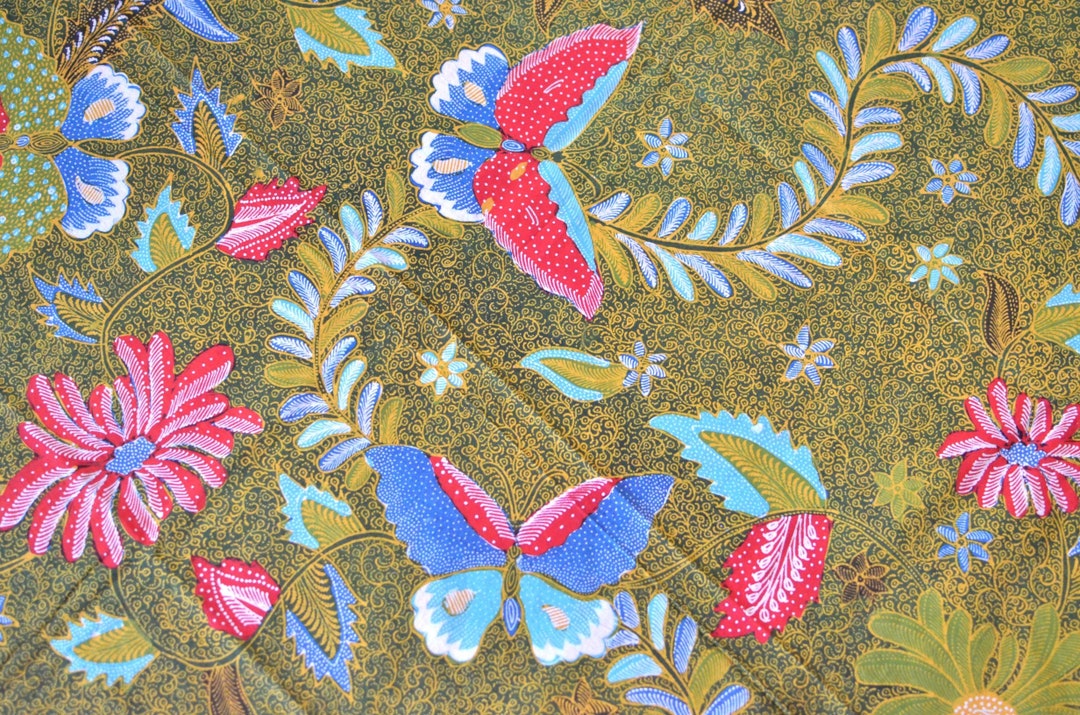 Authentic Hand Drawn Indonesian Batik Butterfly Garden Tropical. Sarong ...