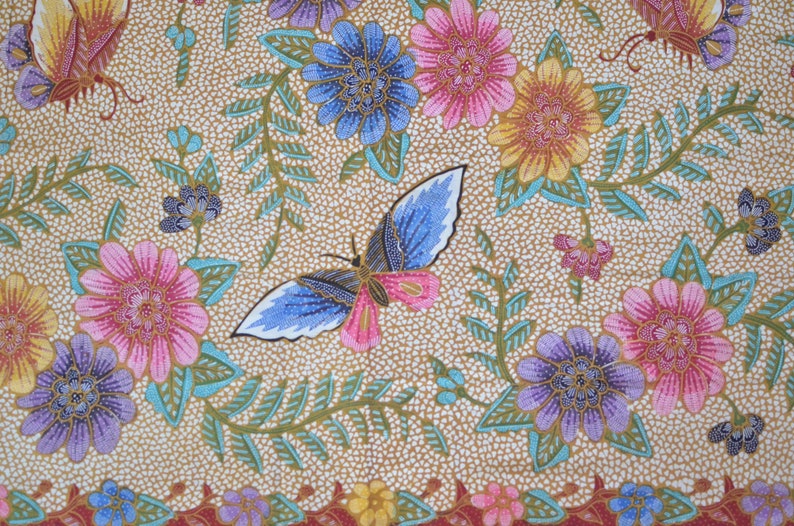 Hand Drawn Indonesian Batik Tulis Fabric Peranakan Hokokai Sarong Java ...