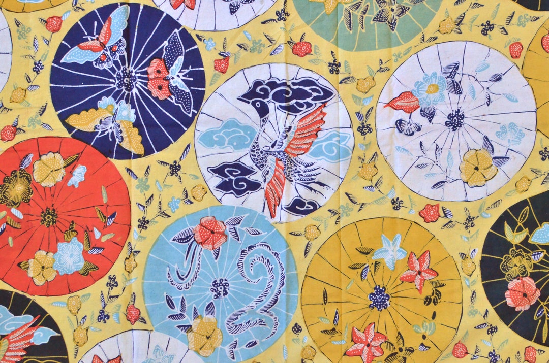 Oriental Parasol Hand Drawn Indonesian Batik Tulis Fabric Sarong ...