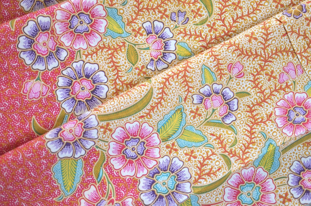 Red Floral Indonesian Batik Fabric Javanese Tropical Balinese Peranakan ...