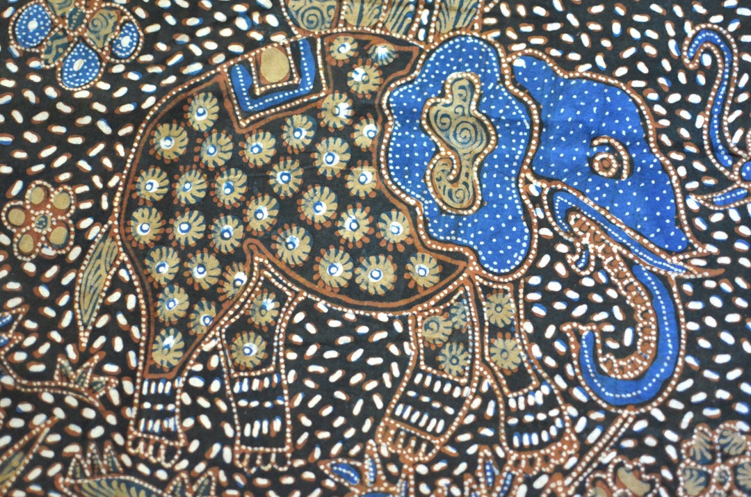 Elephant Natural Dye Hand Drawn Indonesian Batik Fabric Javanese Sarong ...