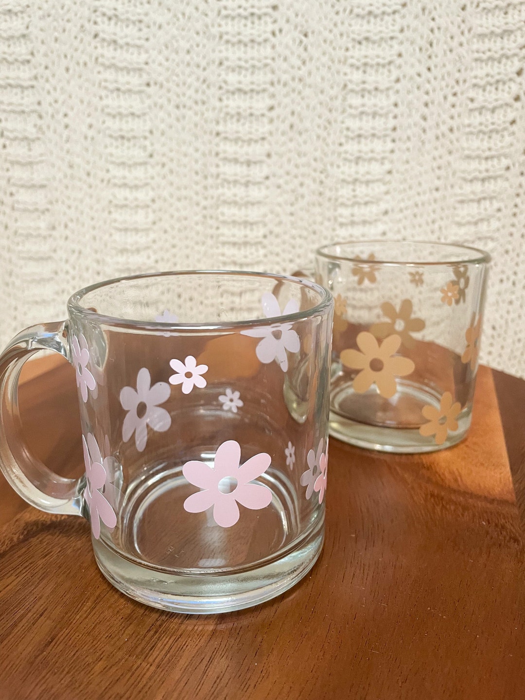Retro Daisy Glass Mug | Groovy Flower Coffee Cup, Handmade - Etsy