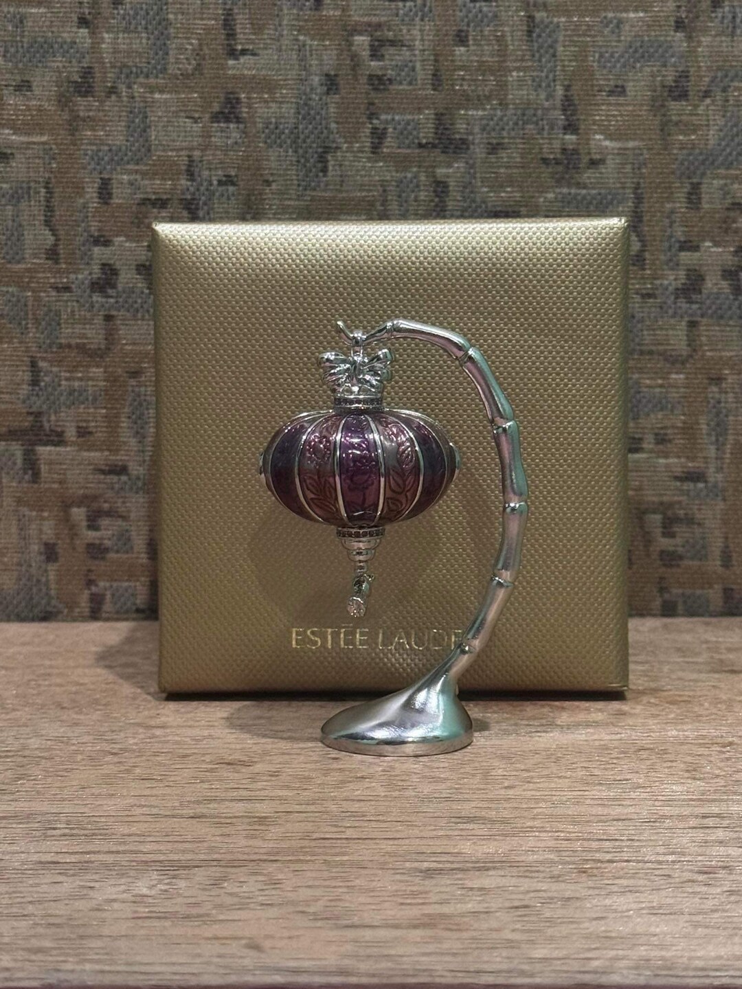 Vintage Estee Lauder Solid Perfume Pleasures Royal Lantern 2008 ...