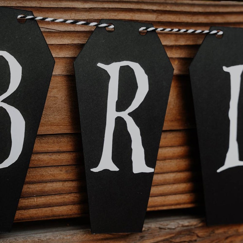 Gothic Bride to Be Banner, Halloween Wedding Decor - Etsy