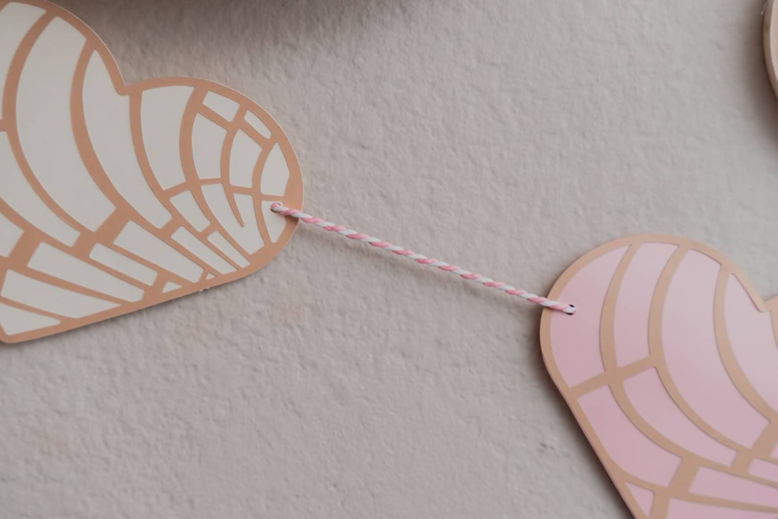 Concha Heart Mexican Birthday Decor Garland Mexican Baby - Etsy