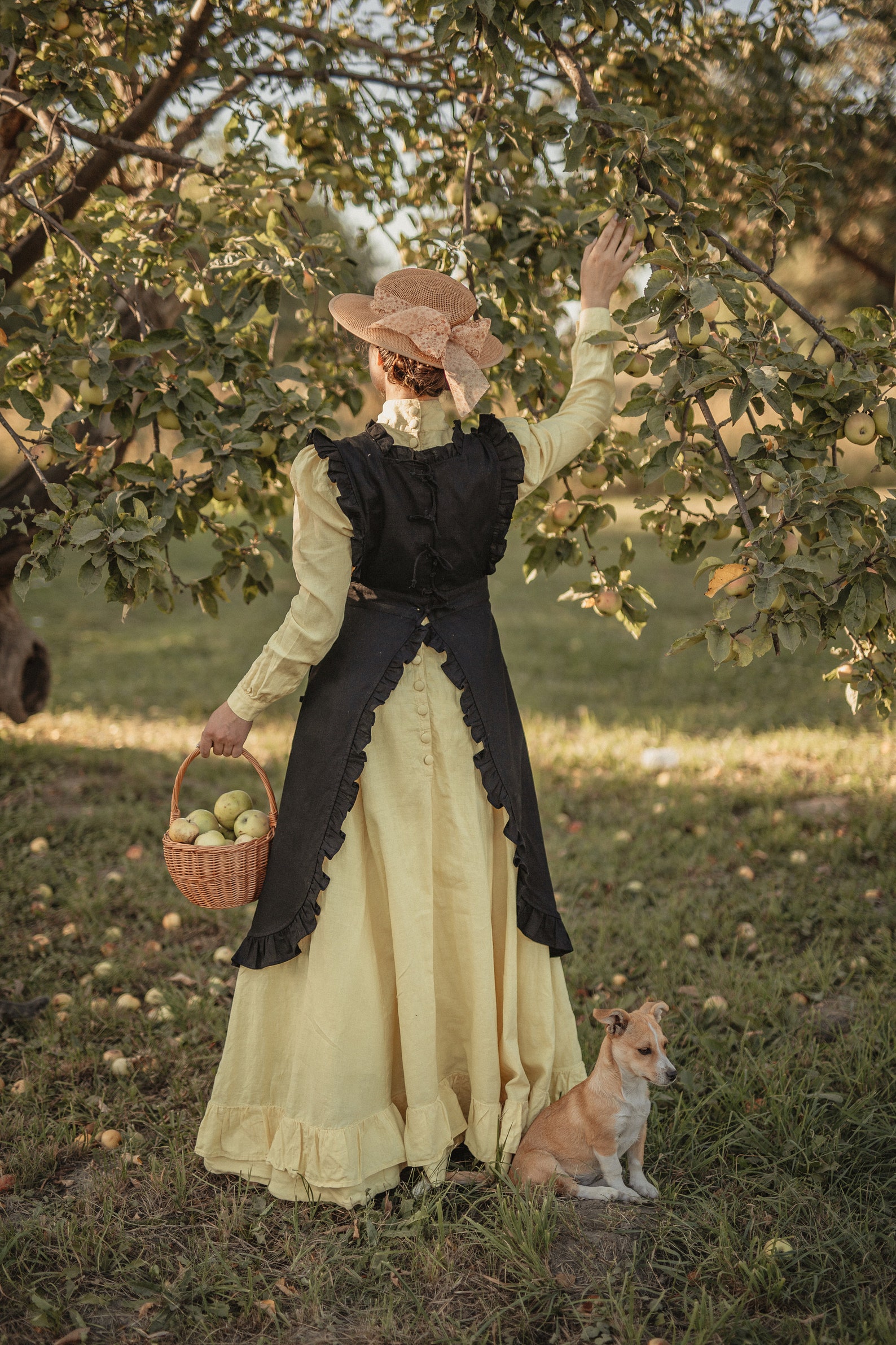 Pinafore rosa Victorian Apron Linen Edwardian - Etsy