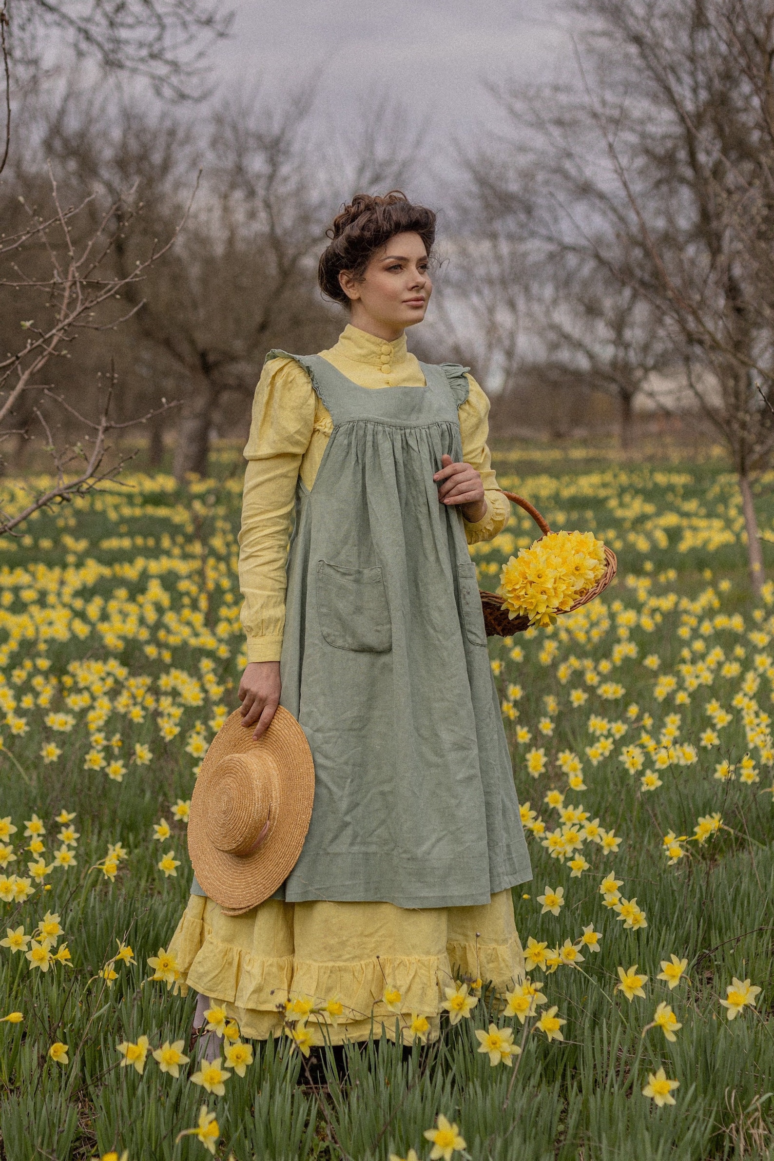 Pinafore sofia Victorian Apron, Linen Edwardian Pinafore - Etsy