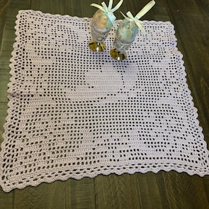 Filet Crochet Table Easter Centerpiece/mat/decor- Different Patterns - Etsy