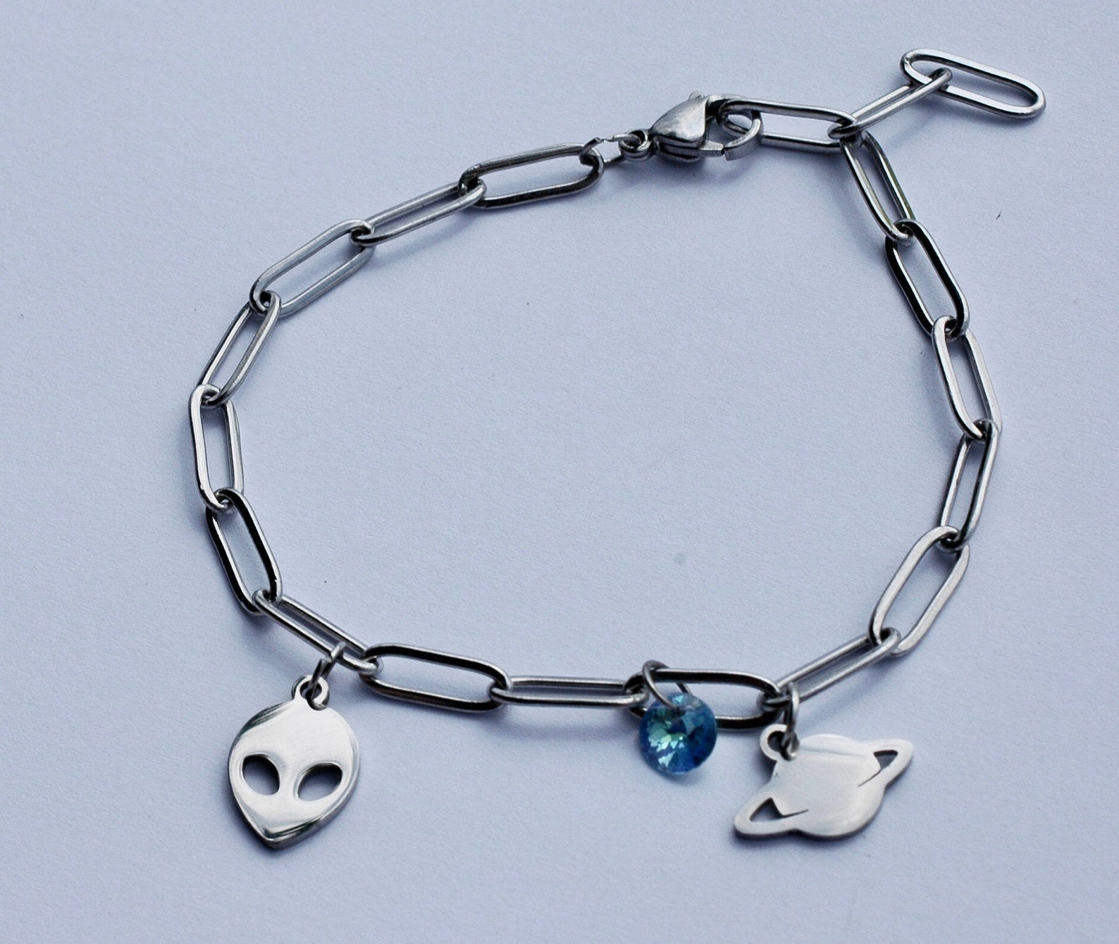 Stray Kids HAN Jisung Alien Inspired Bracelet / Subtle Kpop | Etsy