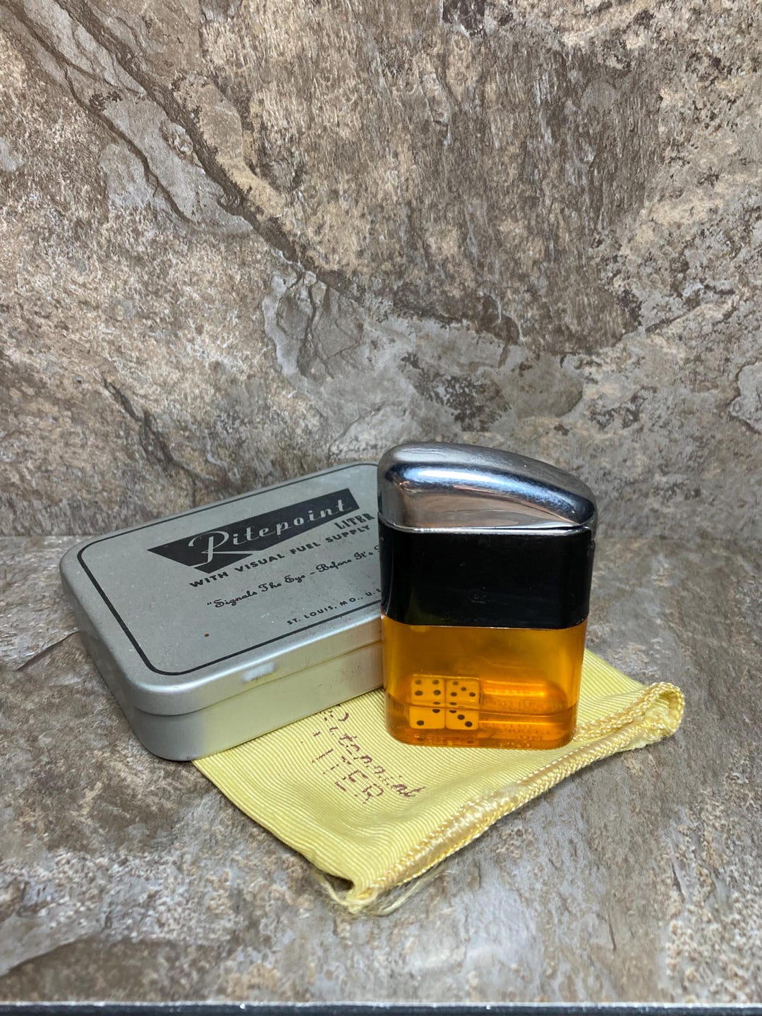 RP1 - Vintage Ritepoint View Lighter With Dice - Includes Dust Bag and ...