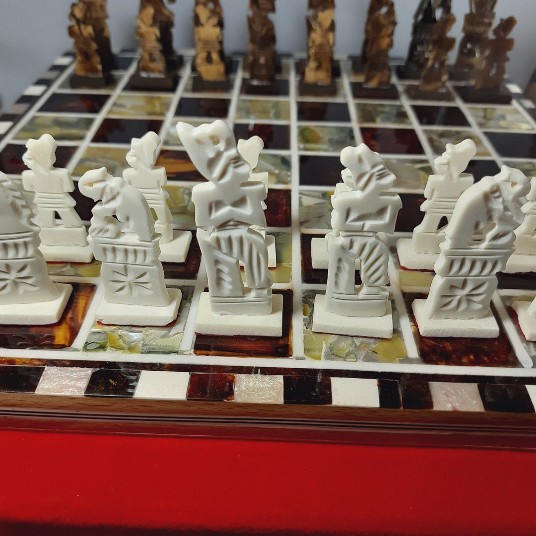 Chess, Chess Set .chess Pieces .chess Boards. Mother of Pearl Board ...