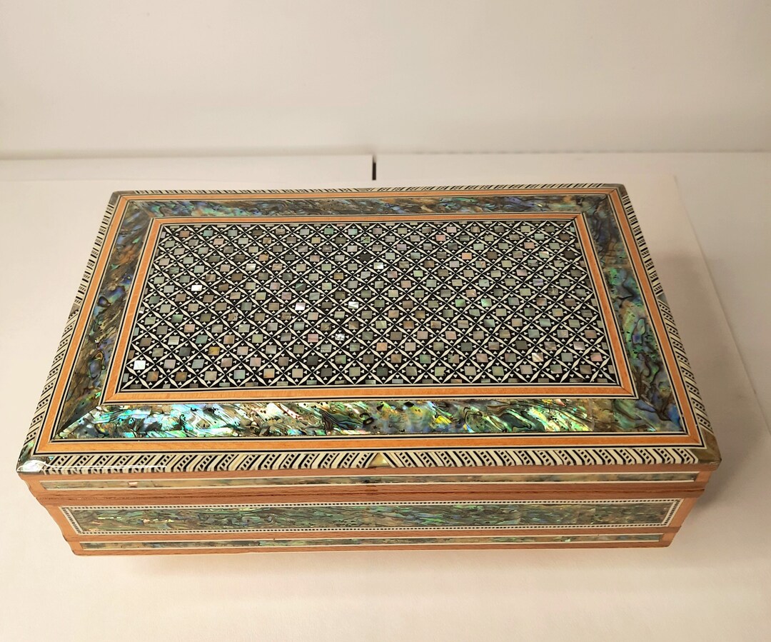 Handmade Jewelry Box, Mothers Day Gift. Engagement Gifts .mother of ...