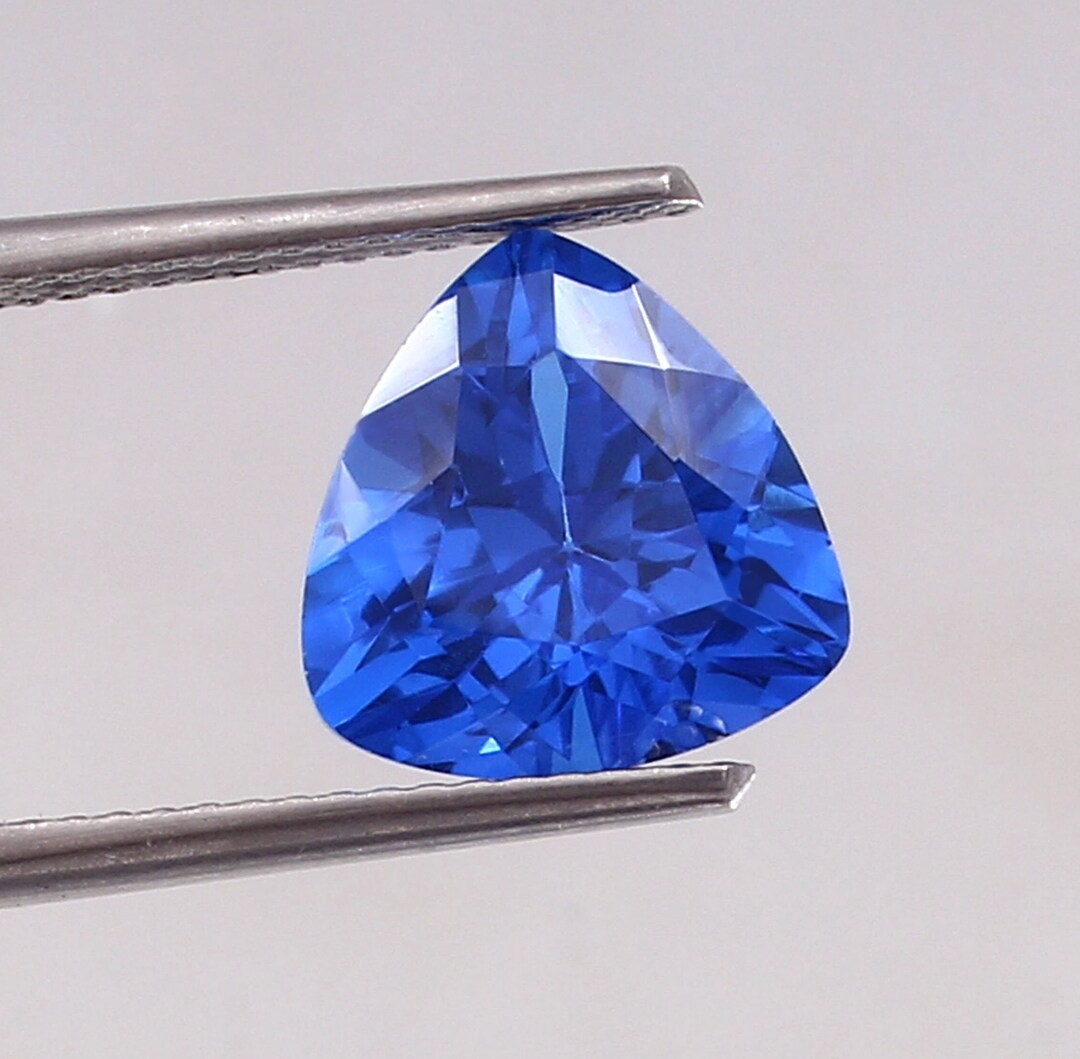 AAA Genuine Cornflower Blue Sapphire Loose Trillion Gemstone Cut, Cornflower Sapphire Cut ...