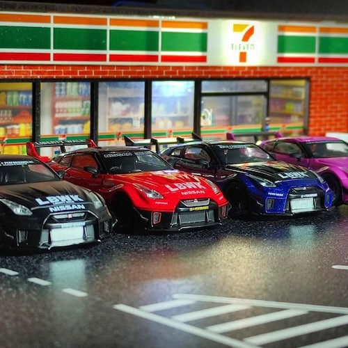 1/64 Parking Lot Desk Diorama - Etsy