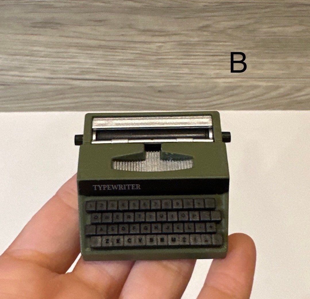 1/6 Scale Dollhouse Miniature Retro Style Typewriter - Etsy