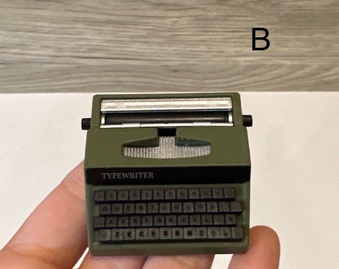 1/6 Scale Dollhouse Miniature Retro Style Typewriter - Etsy