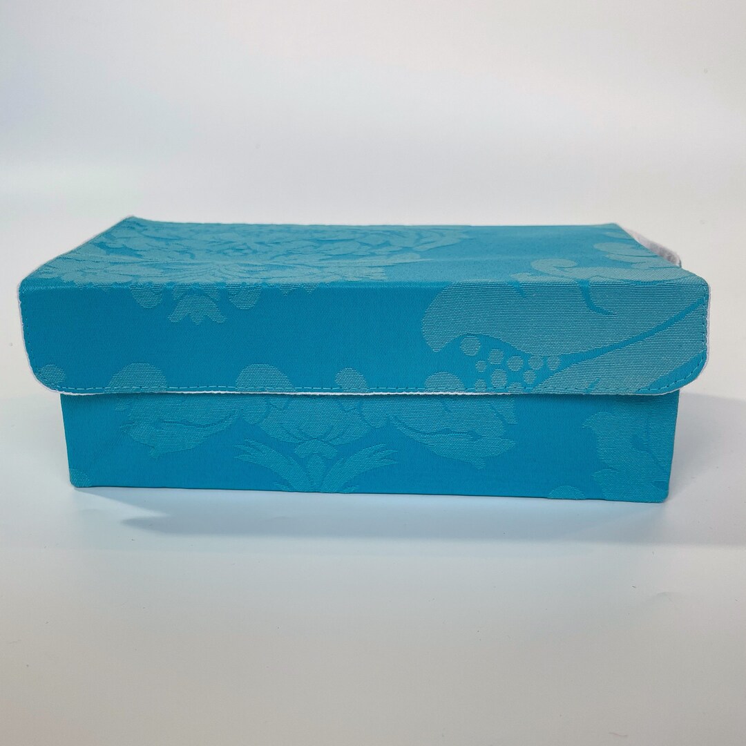 Decorative Mask Box With Flap - Dispenser for Disposable Masks in ...