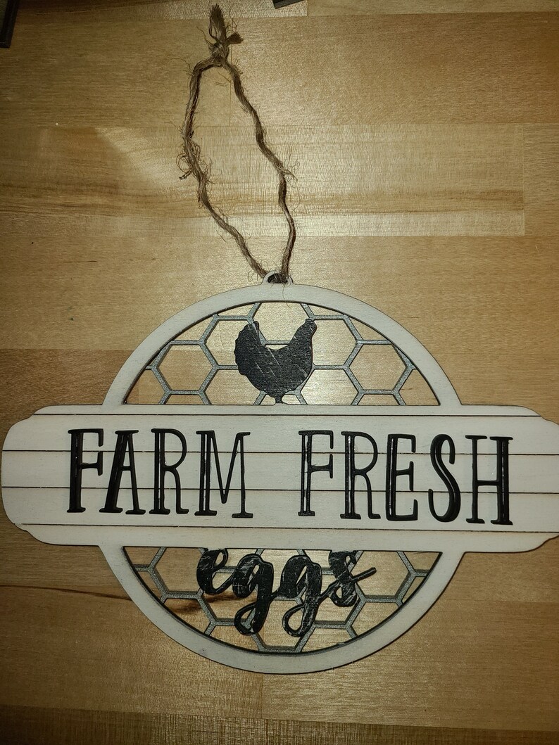 Chicken Wire Farmhouse Signs File - Etsy
