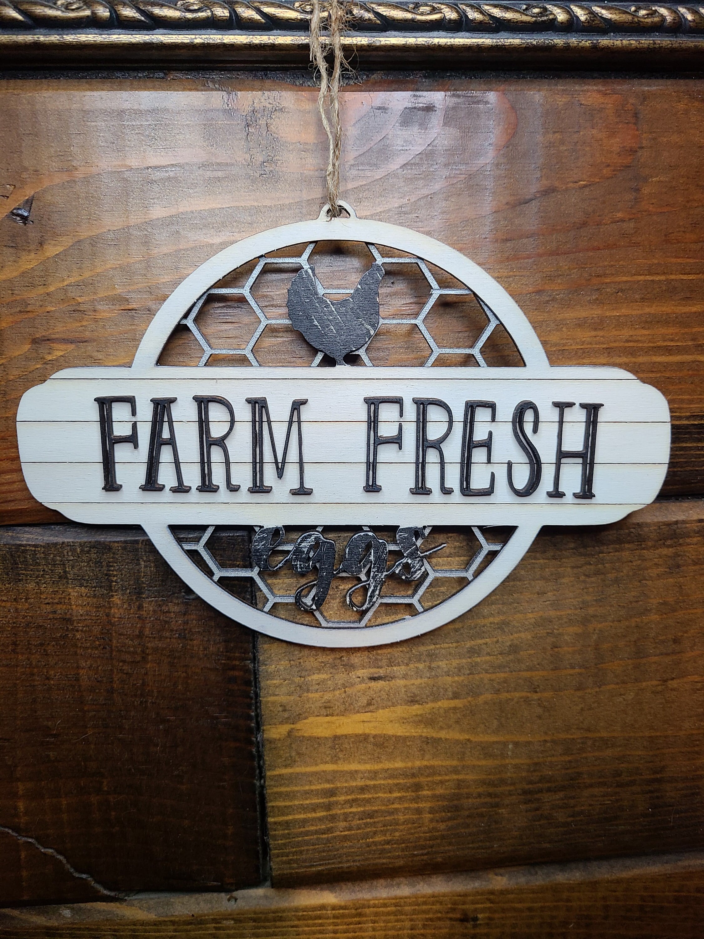 Chicken Wire Farmhouse Signs File - Etsy